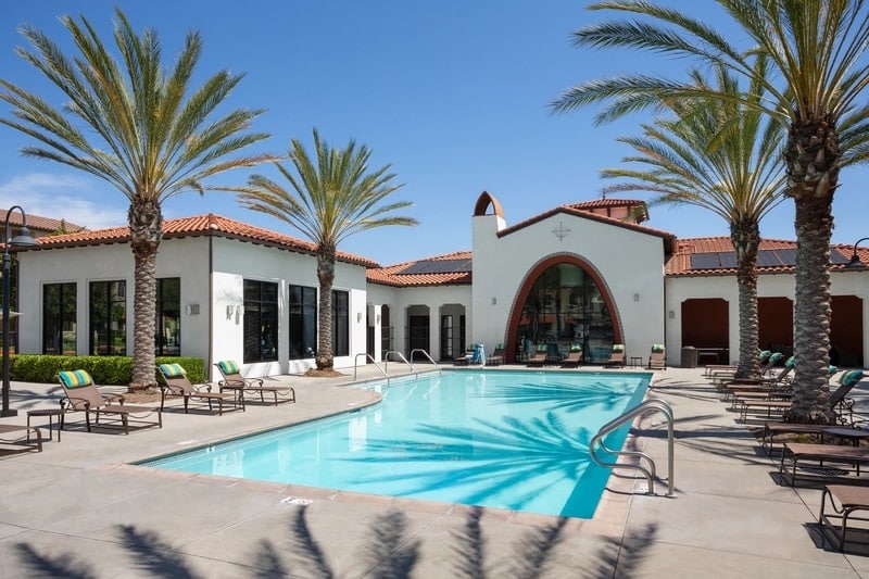 Vineyards at Paseo Del Sol | Bell Partners